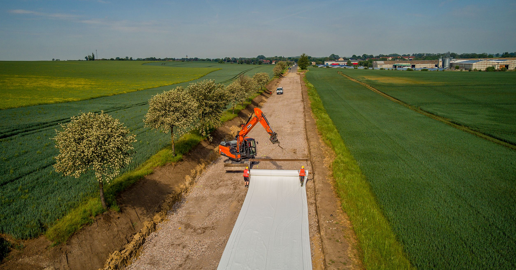 Geosynthetics for the reinforcement of non-load-bearing soils