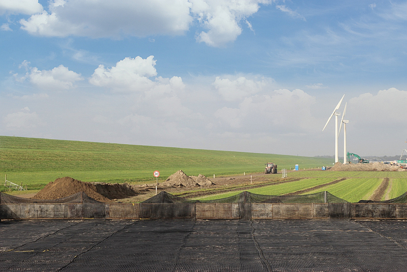 Geotextile foundation for crane platforms in wind farm construction